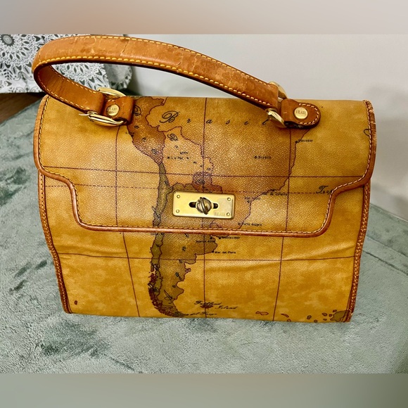 Alviero Martini | Bags | Alviero Martini Tan Map Print Womens Bag ...